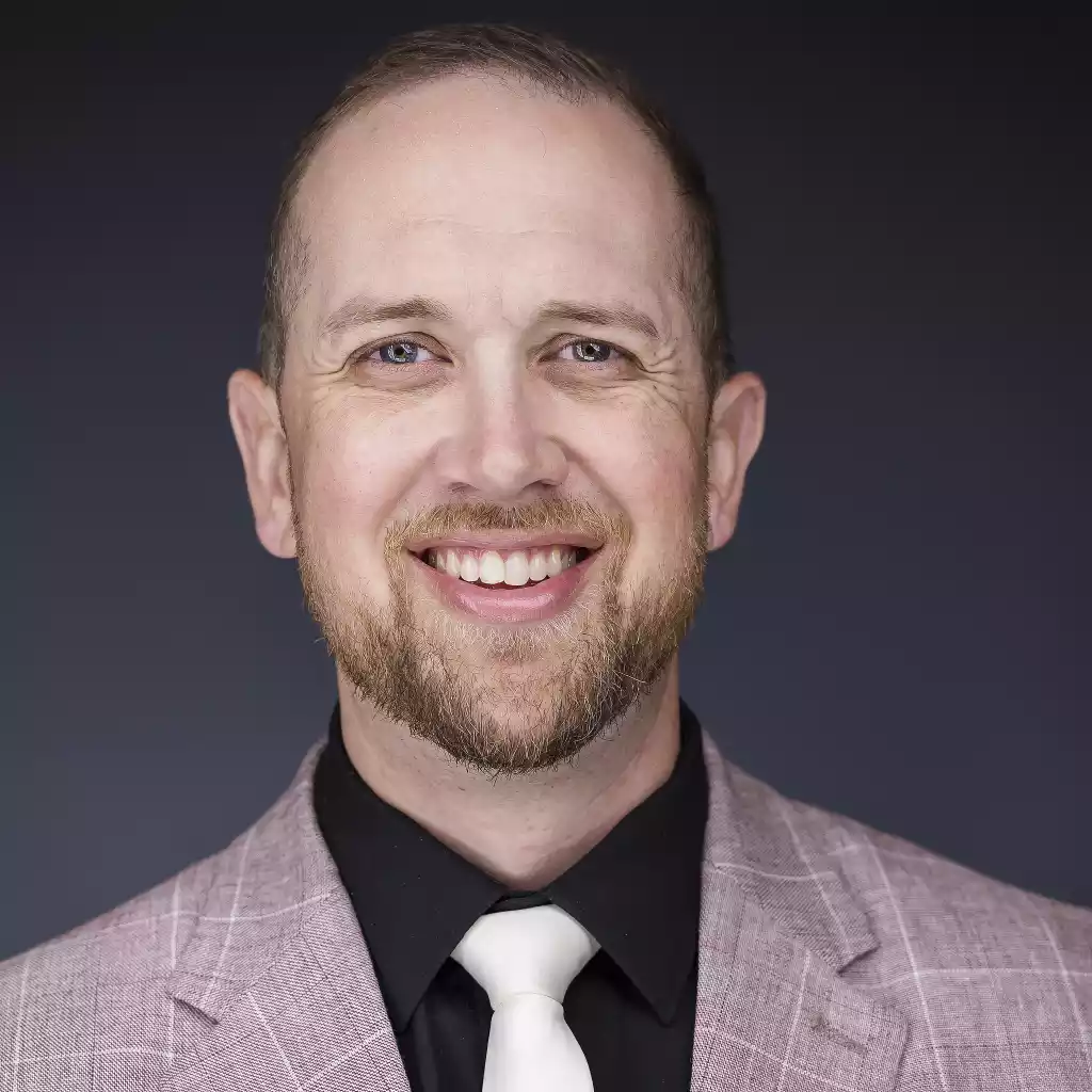 DelMarVa's Headshot Photographer | Eric Cathell